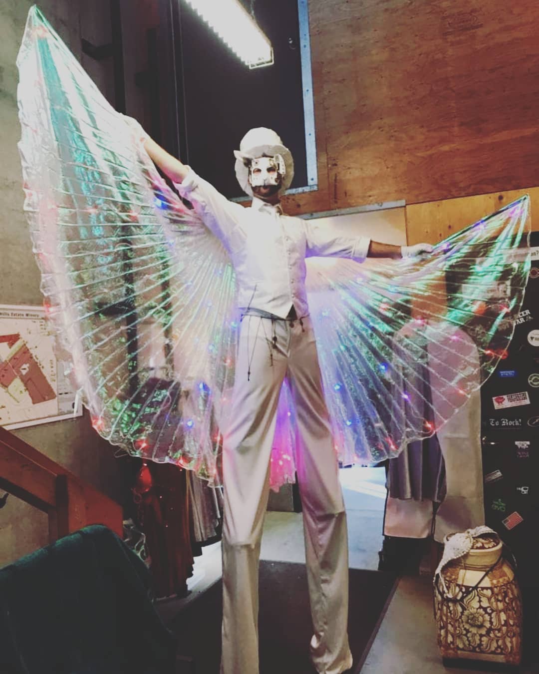 Roving Entertainers & Stilt-Walkers - Kinshira Entertainment